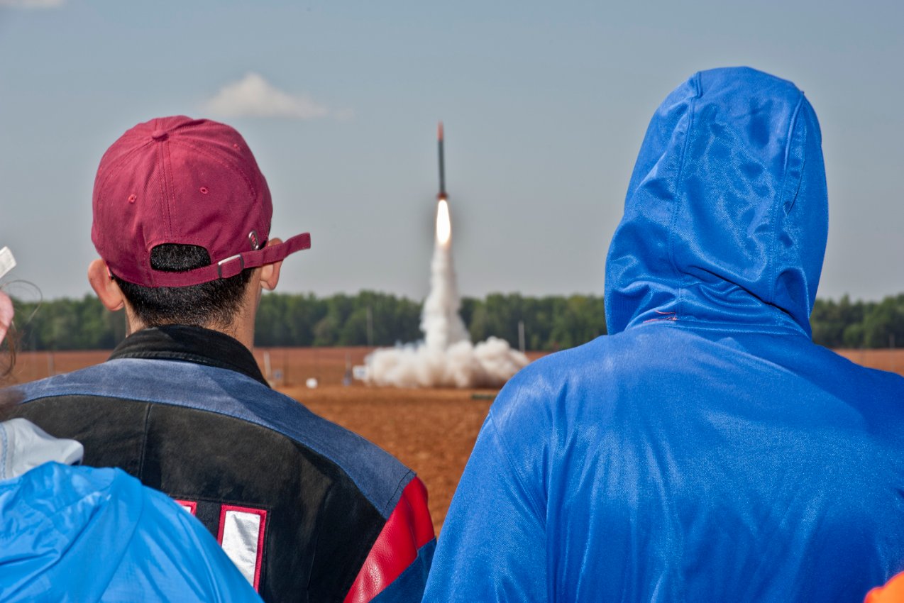 NASA Evolves Student Rocketry Challenge, Enhances Ties to Space Launch ...