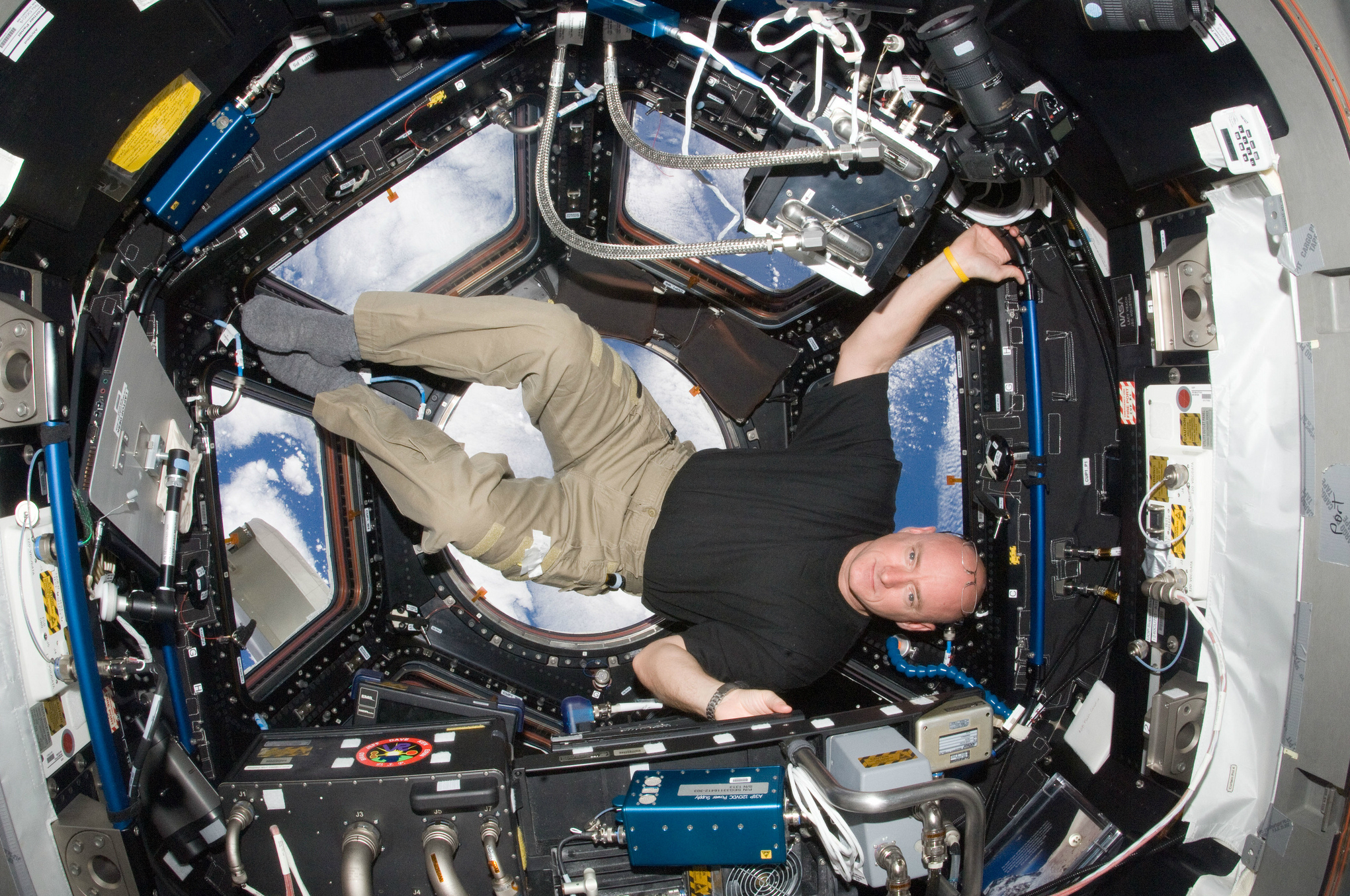 NASA Astronaut Scott Kelly Available for Interviews before One-Year ...