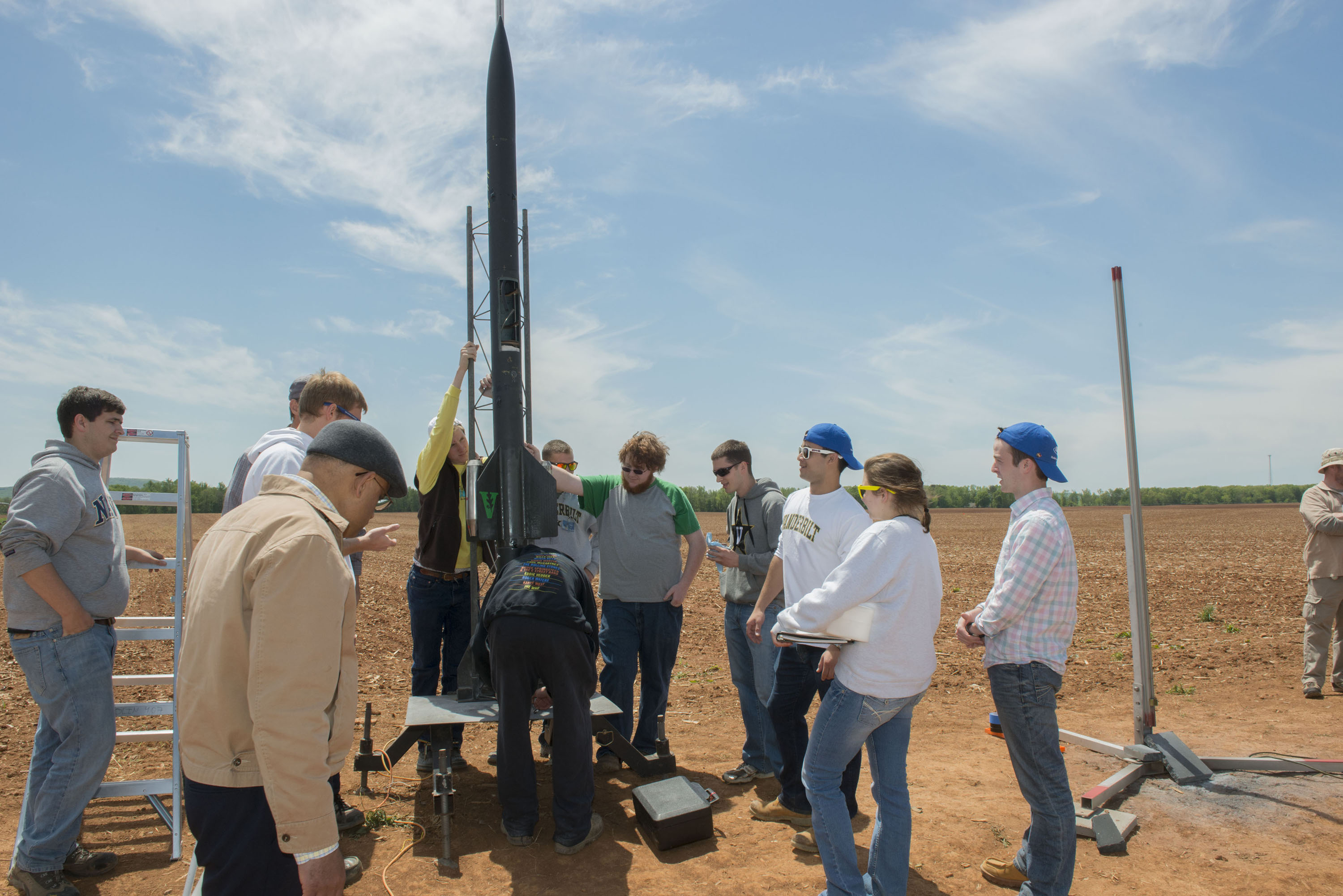 NASA Hosts Student Rocket Fair, Helps Students Launch High-Power ...