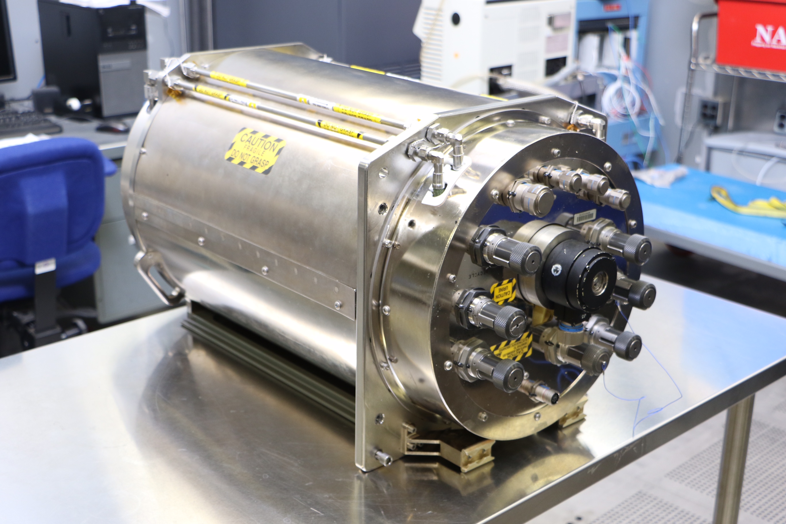 Space Station Teaches NASA Valuable Lessons About Life Support Systems ...