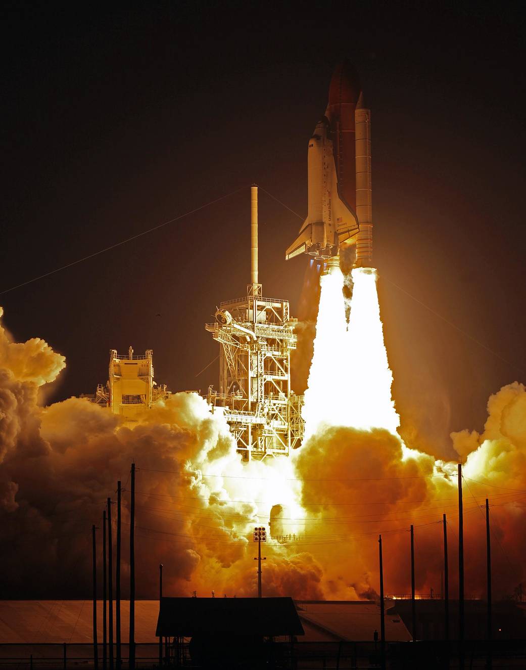 Discovery Lights Up the Night - NASA