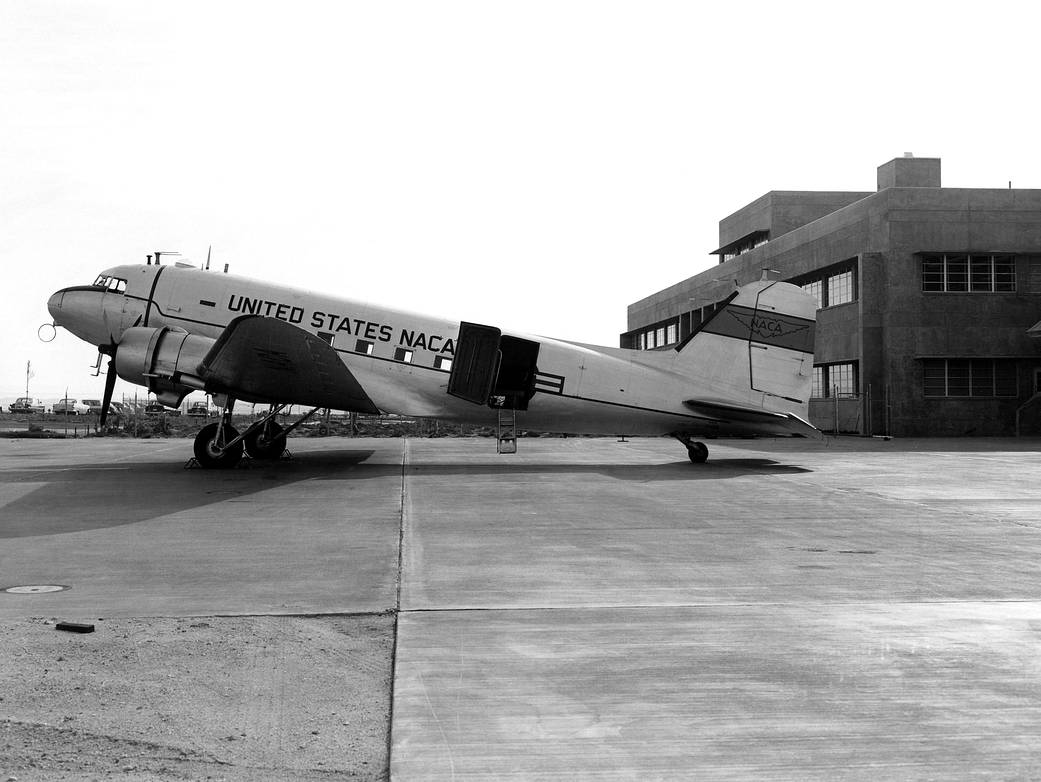 Douglas R4D Skytrain - NASA