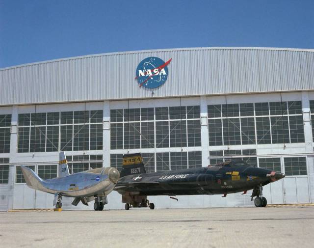 Nasa X 15 Project Hanger