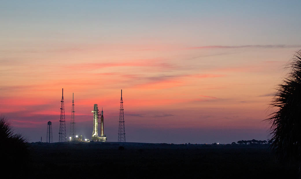 Sunrise on the Artemis I Moon Rocket - NASA