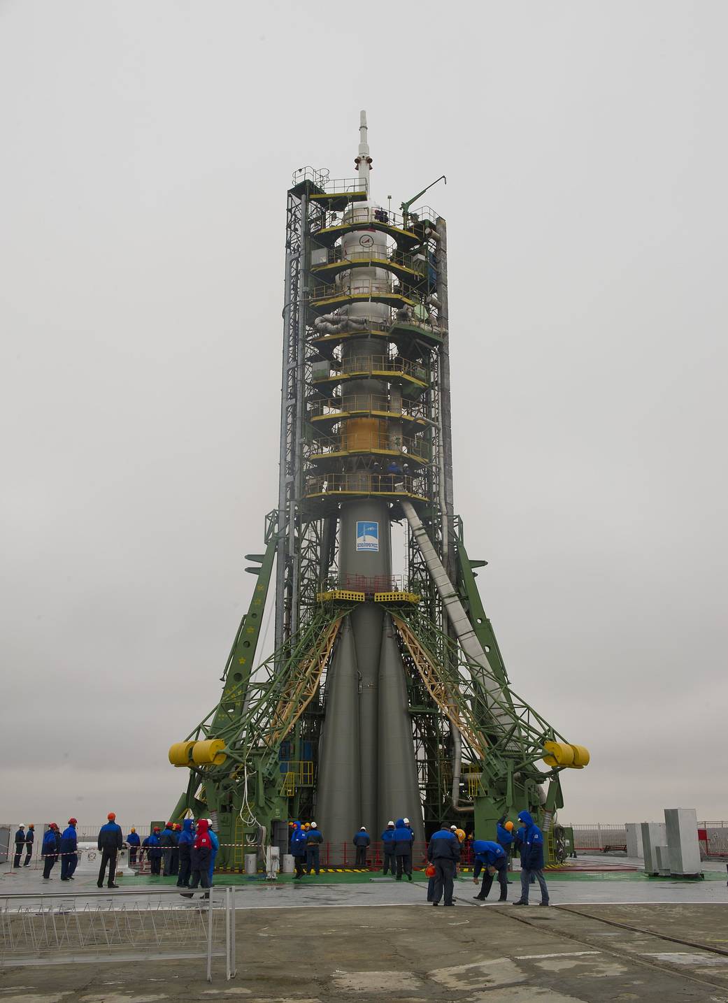 Expedition 27 Prepares to Launch - NASA