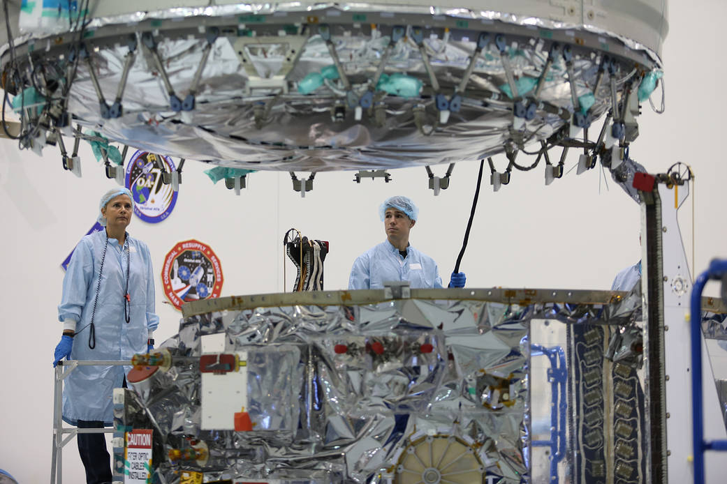 Orbital ATK Cygnus Cargo Module Mated to its Service Module for CRS-7 ...