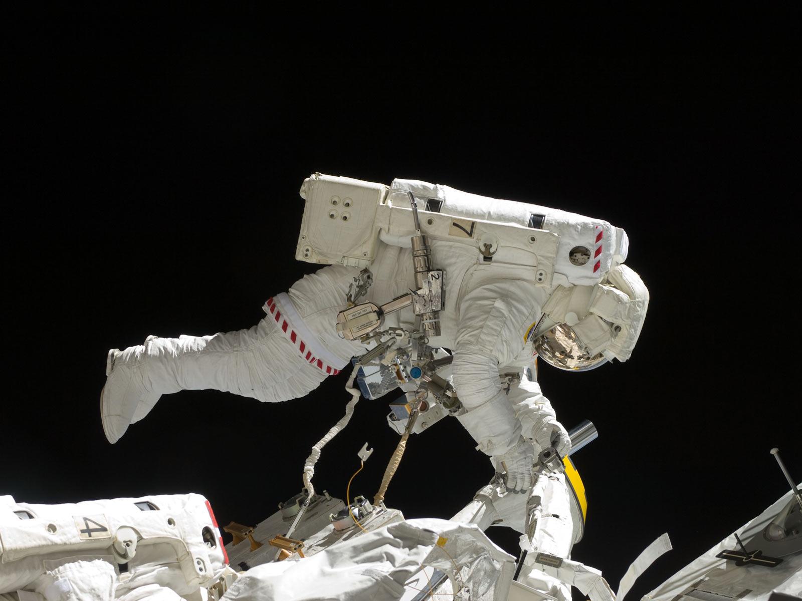 Spacewalking Tools - NASA