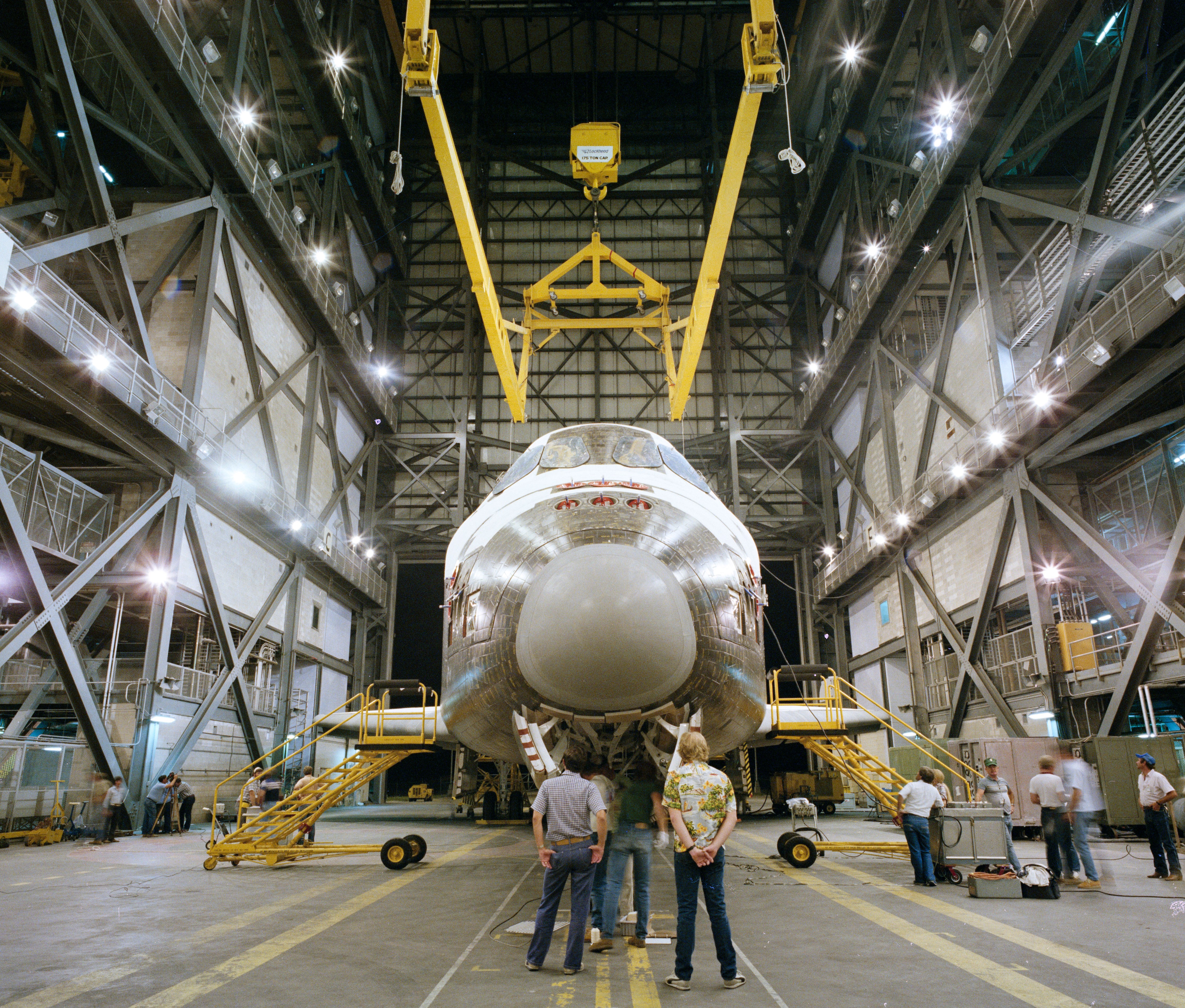 40 Years Ago: Space Shuttle Discovery Makes its Public Debut - Cerebral ...