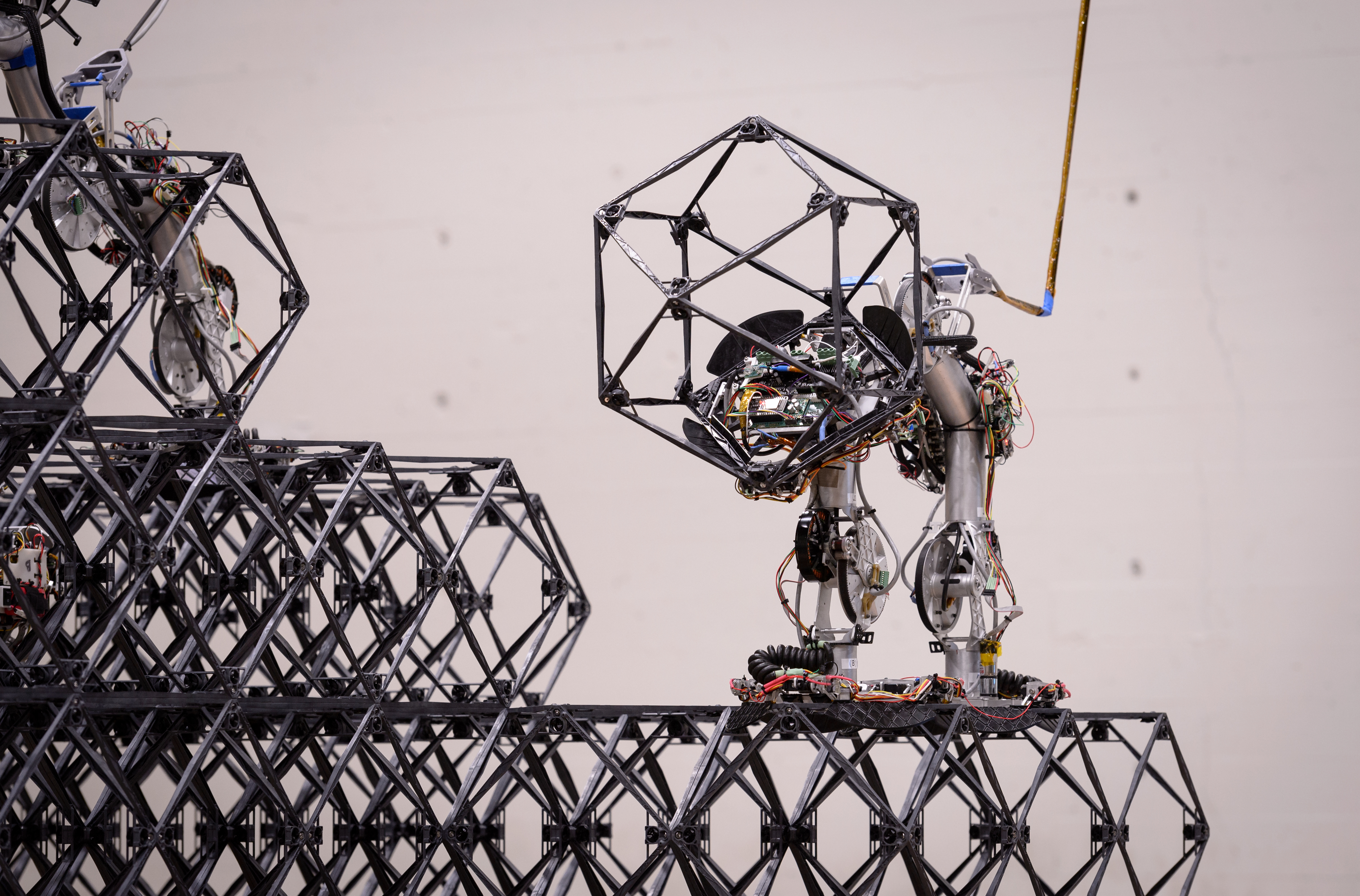 Robot Team Builds High-Performance Digital Structure for NASA