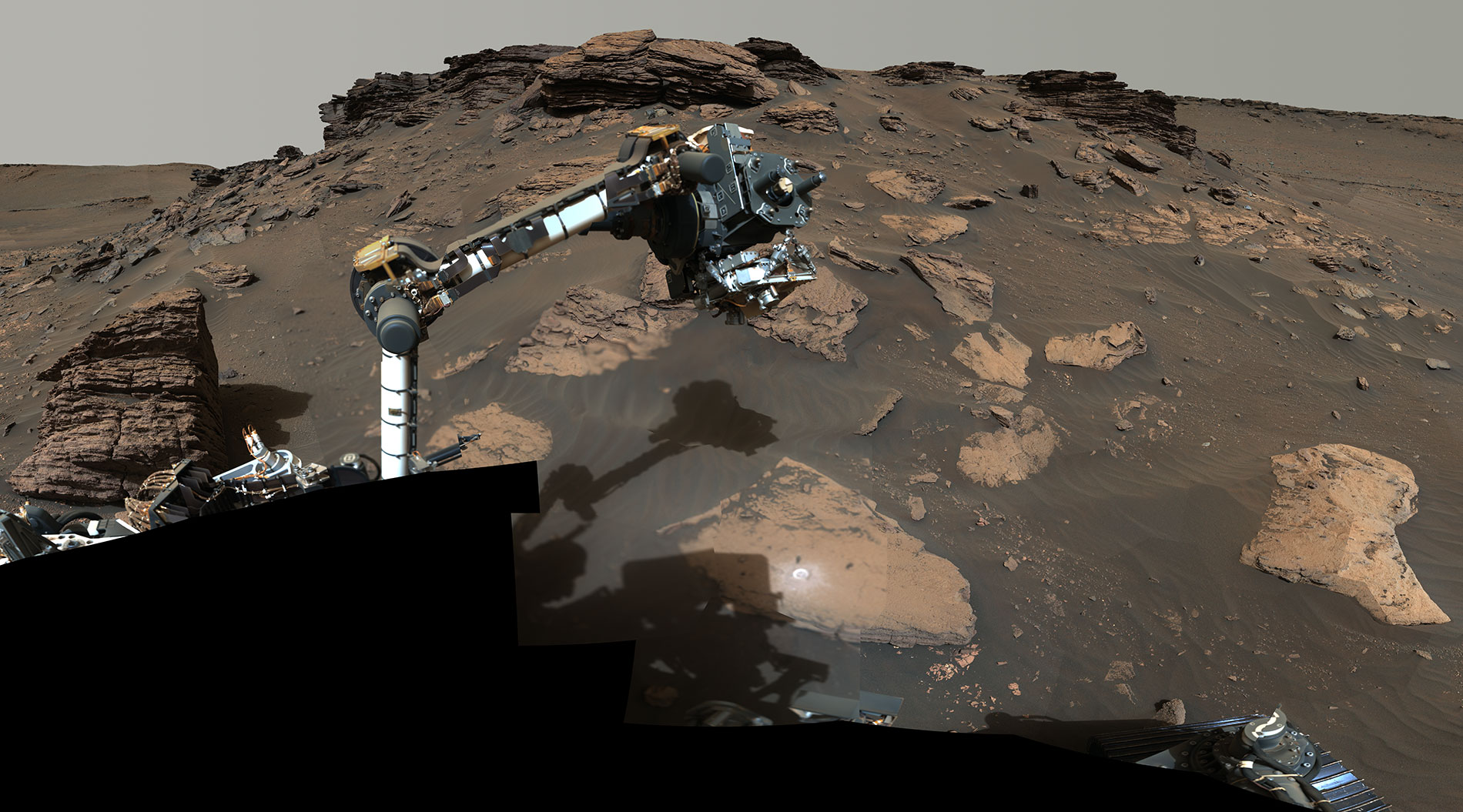Team Assessing SHERLOC Instrument on NASA’s Perseverance Rover - NASA