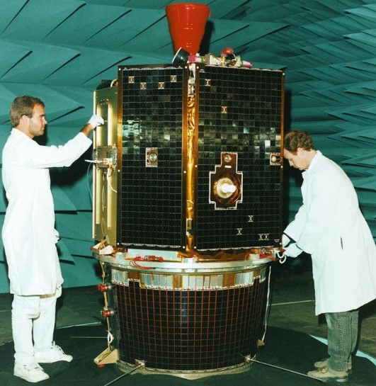 30 Years Ago: Clementine Changes Our View of the Moon - NASA