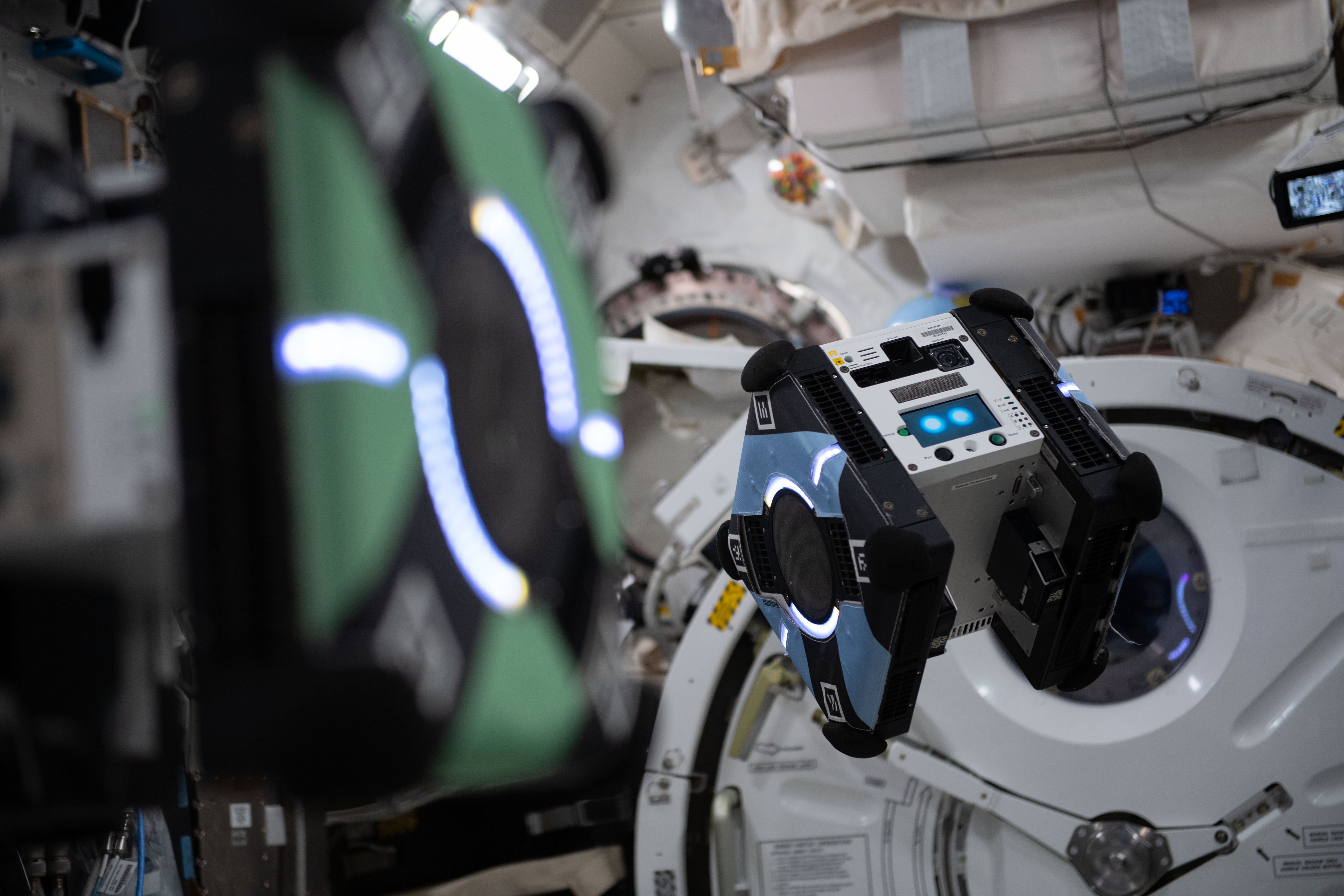 Rendezvous, Proximity Operations & Docking Subsystems - NASA