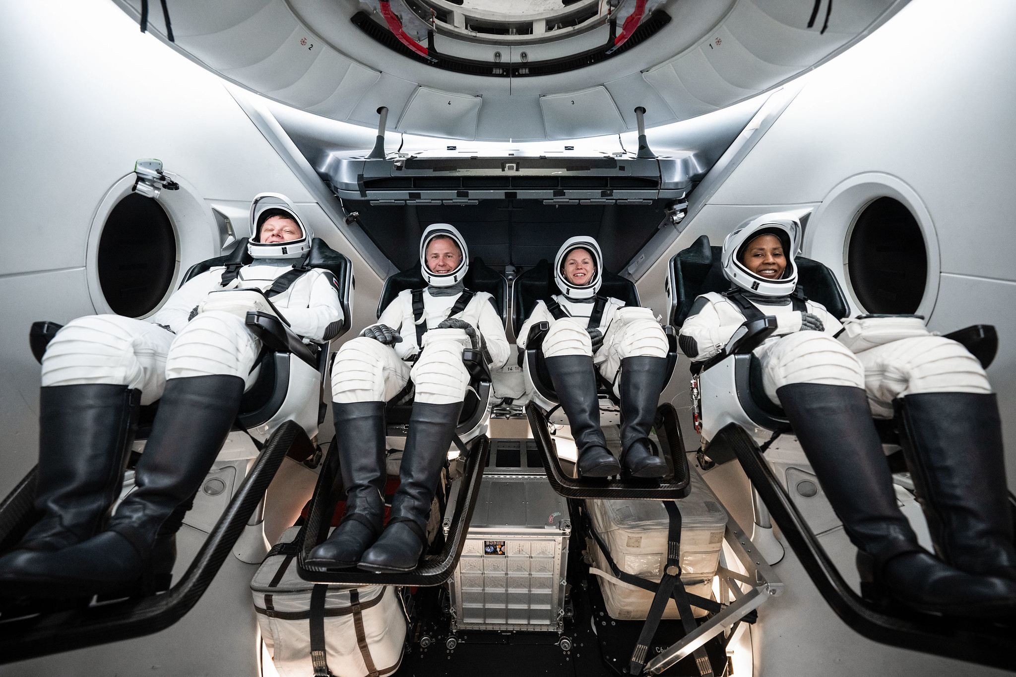 5 Hazards of Human Spaceflight - NASA