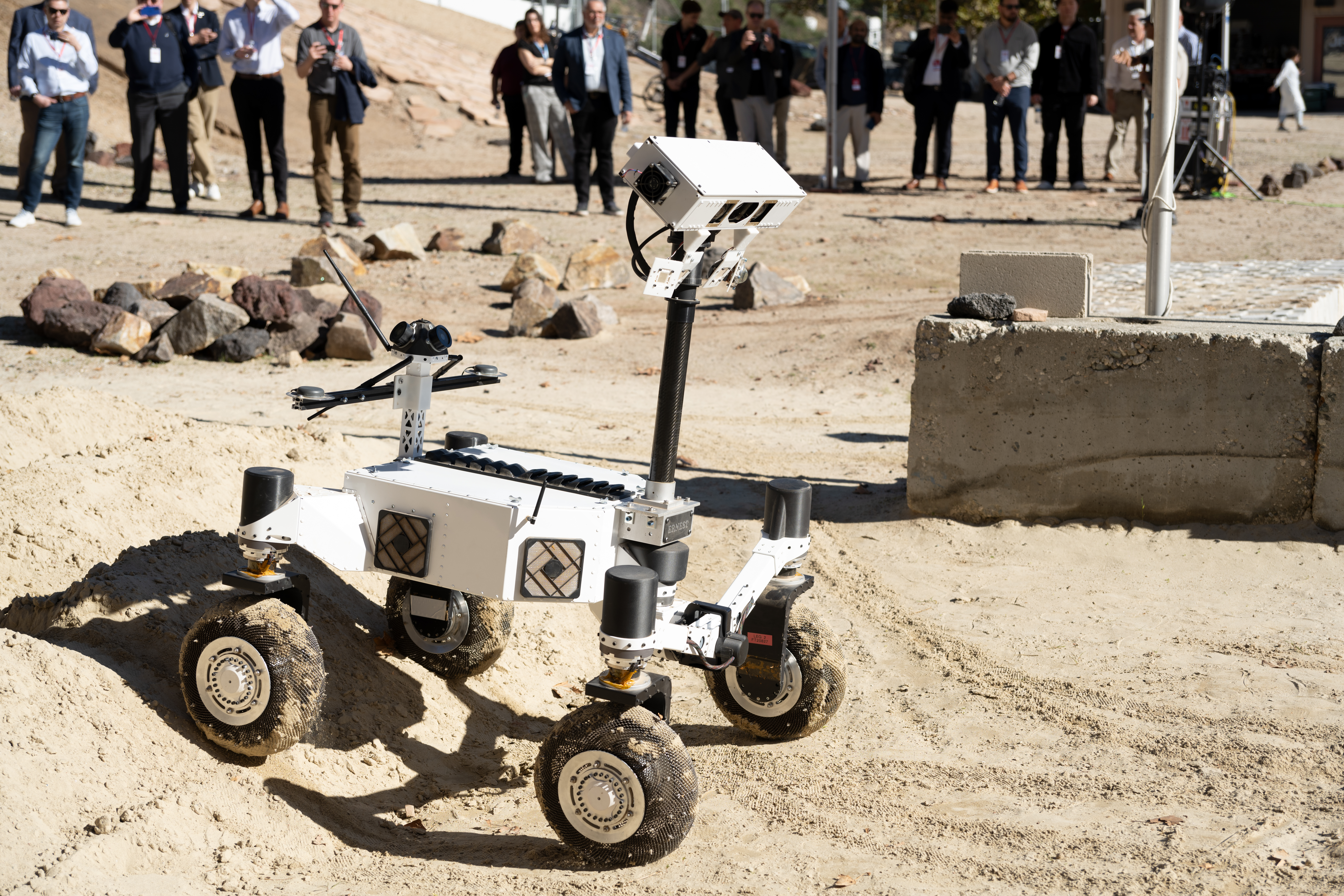 NASA JPL Unveils Rover Operations Center for Moon, Mars Missions - NASA