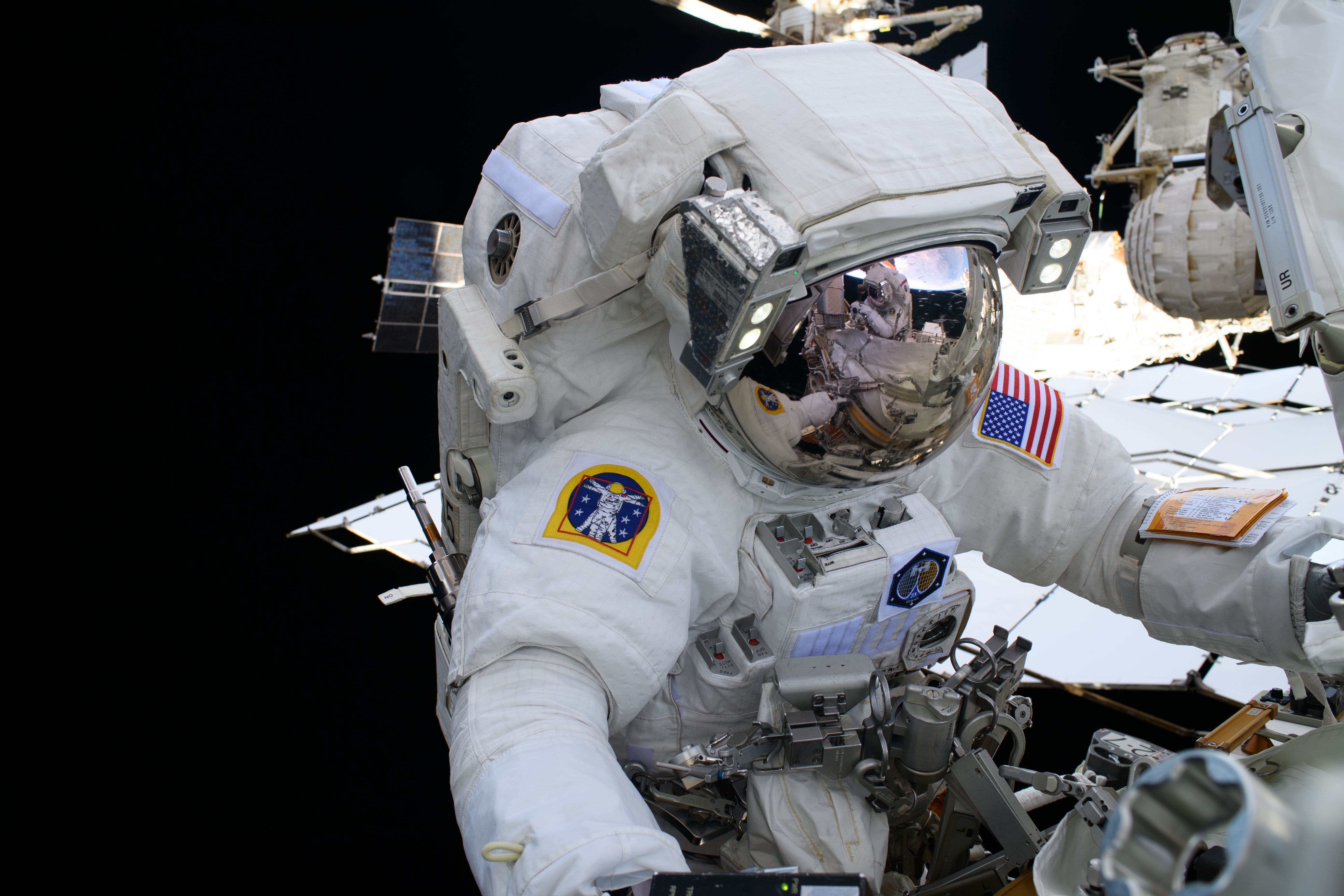 NASA to Preview US Spacewalks at Space Station in January - VibeWire ...