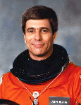 Documents - STS-81 Biographies