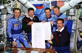 STS-74 Photo Gallery